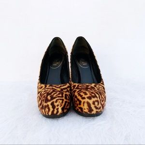 Yves Saint Laurent | Shoes | Yves Saint Laurent Tribtoo Leopard ...